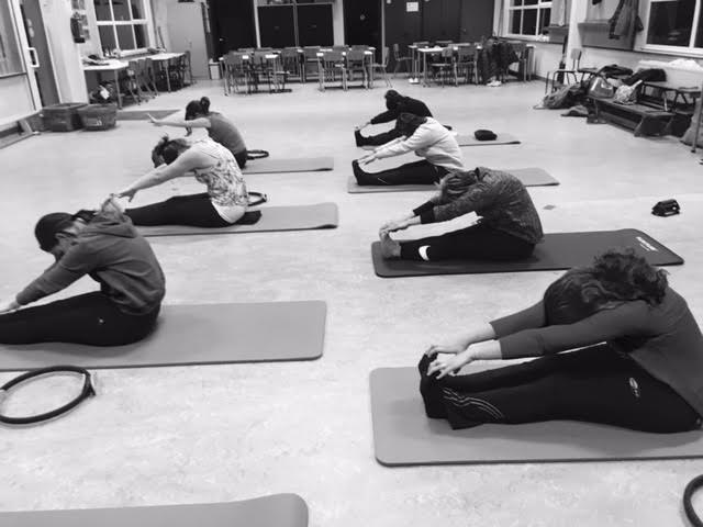 pilates 3 - Flowcare - Groepspraktijk voor kinesitherapie, training en ...
